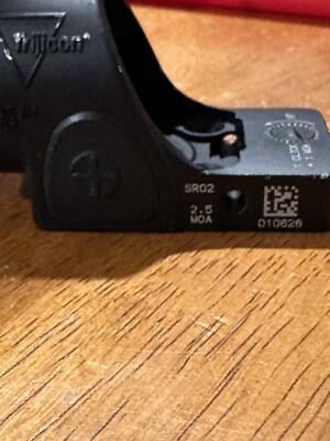 Trijicon SRO2-C-2500002 Adjustable LED Reflex Sight 2.5 MOA Red Dot ...