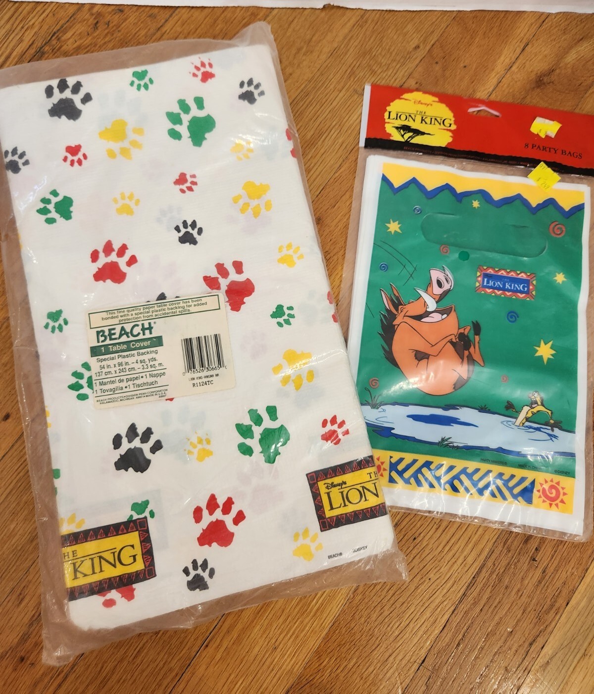 NOS Vtg 90s Disney The Lion King Paw Print Table Cover And GOODIE BAGS ...