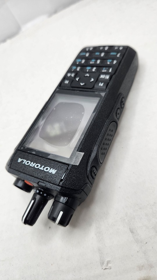 NEW OEM Motorola R7 Two-Way Digital Radio AAH06RDN9RA1AN MOTOTRBO 403 ...