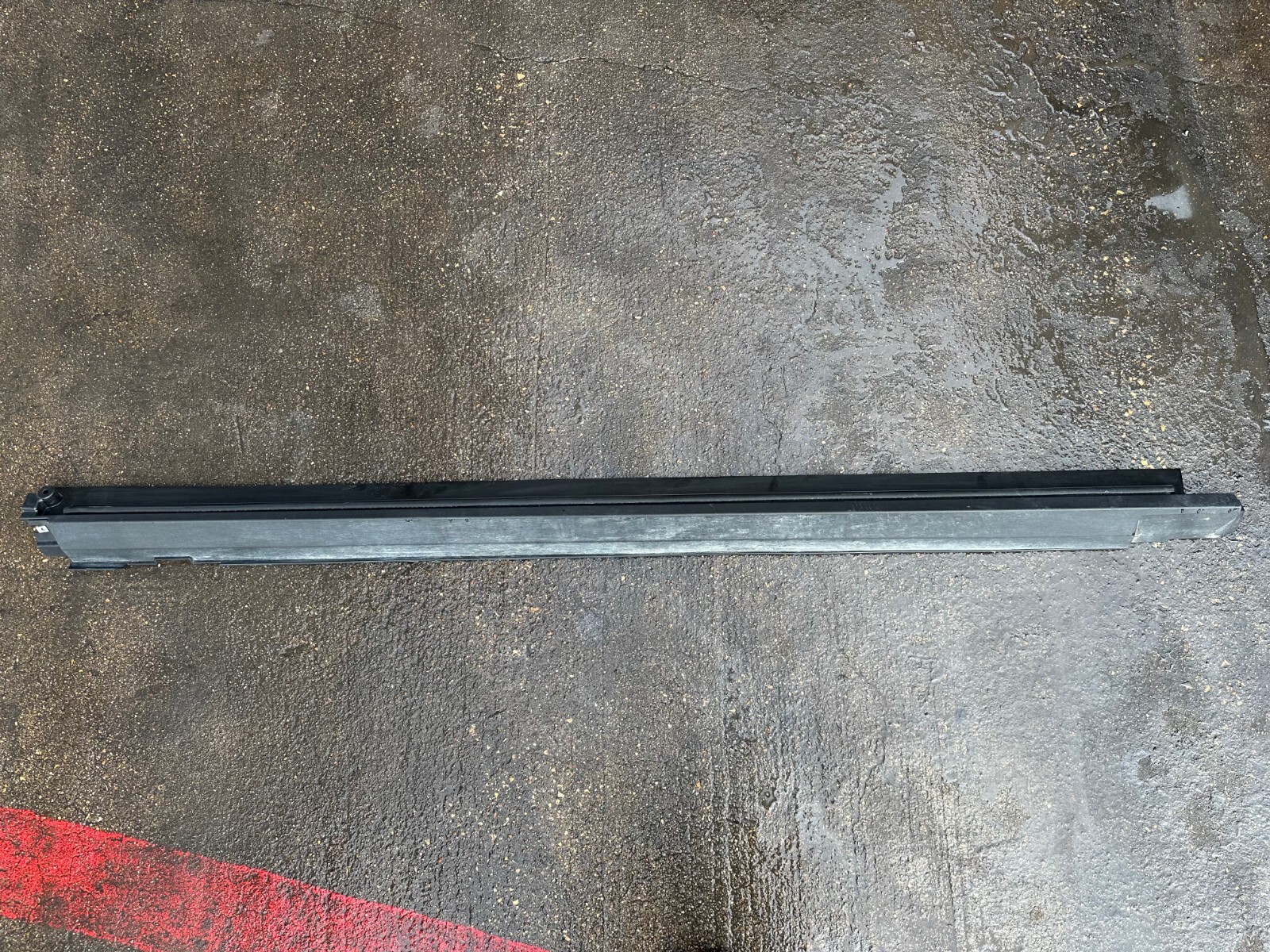 19-23 Cadillac XT4 - RIGHT SKIRT ROCKER PANEL COVER MOLDING OEM | eBay