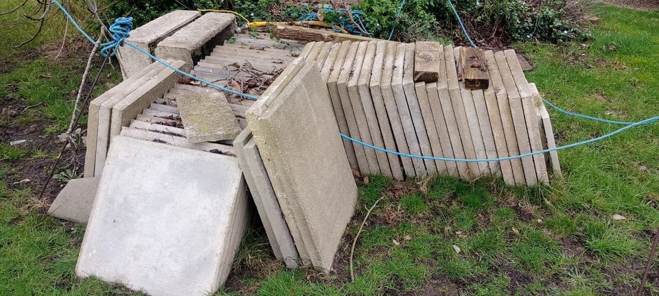 62 Paving Concrete Council Slabs 600 x 600 x 50mm (2'x2') Grey | eBay UK