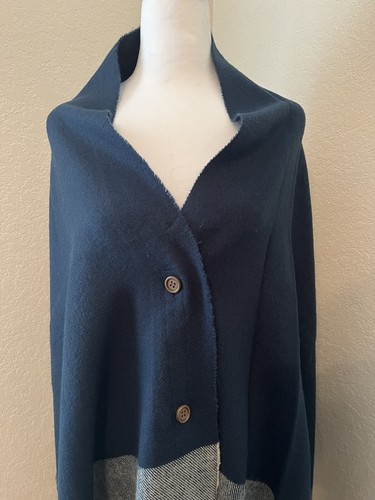 Harve Bernard 2 button Fringe Convertible Wrap Shawl Ruana Cape Pancho ...