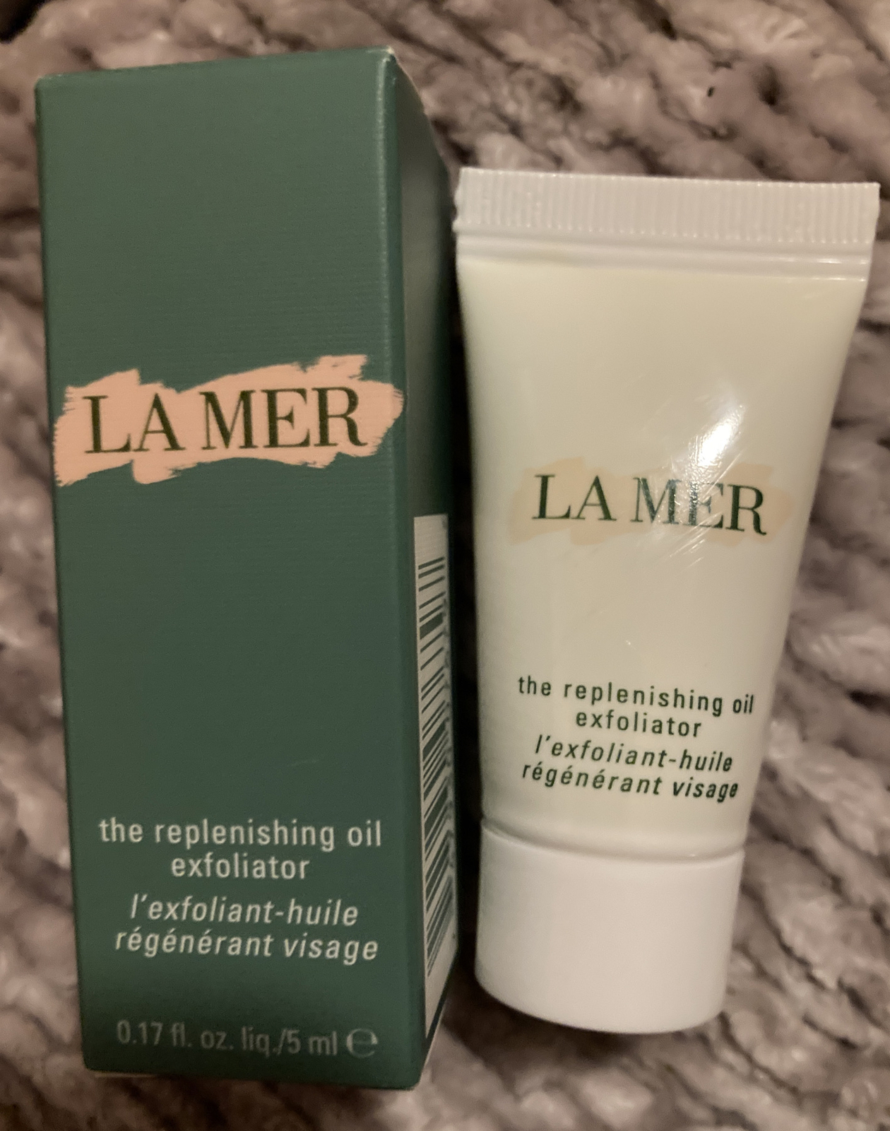 La Mer The Replenishing Oil Exfoliator Deluxe Sample Travel .17 Oz 5 Ml ...