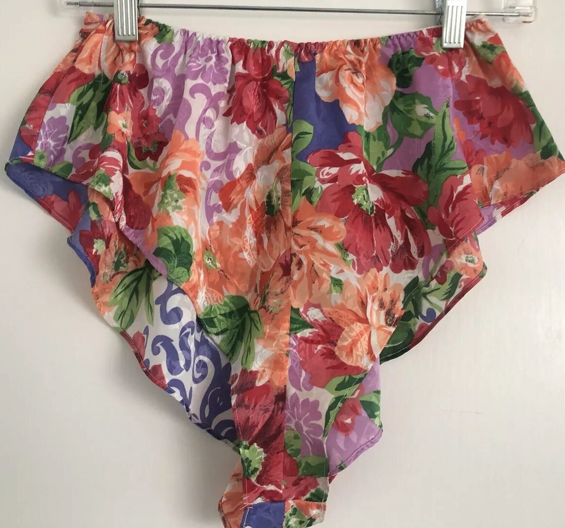 Victoria's Secret Vintage Multicoloured Satin Camisole & Tap Pants Set ...
