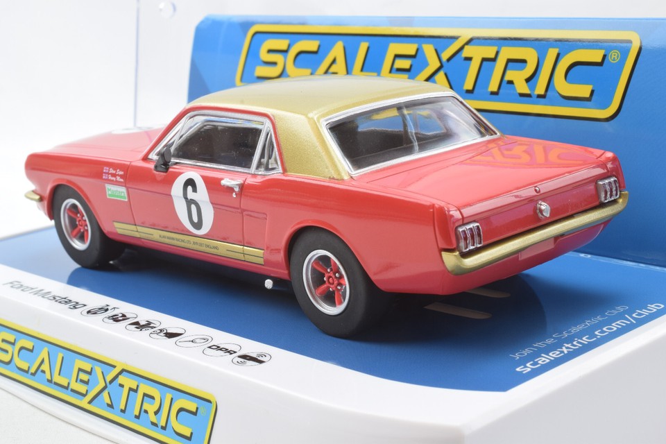 Scalextric Ford Mustang - Alan Mann Racing DPR W/ Lights 1/32 Slot Car ...