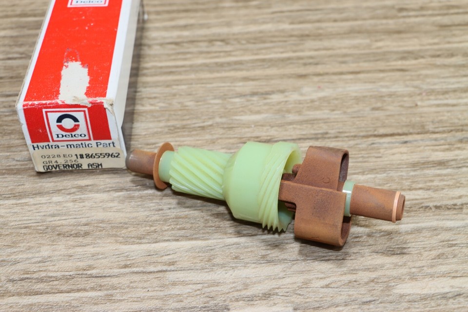 NOS GM 8655962 Chevy GM 2004R 200-4R 200R4 Transmission Governor Drive ...