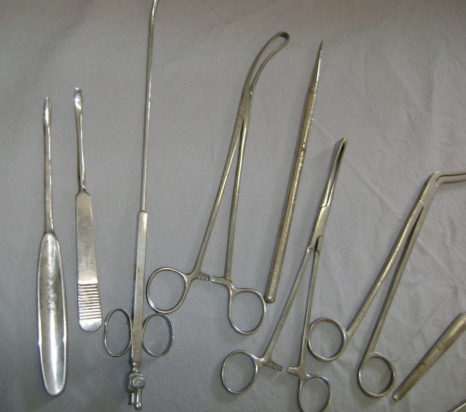 Lot Of 16 Vintage Medical Tools - Chisels Forceps And Other Stuff Lot ...