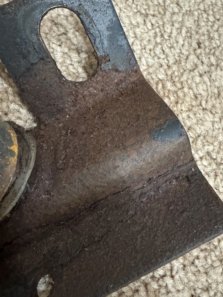 Setina Crown Victoria P71 Interceptor Partition Wall Lower Post Mounts ...