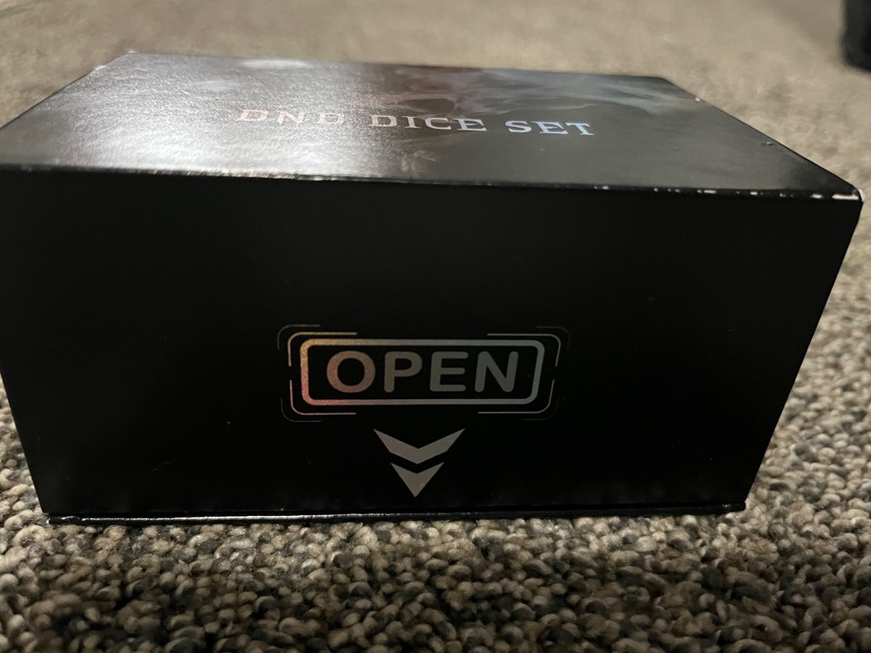 EXCECAR Rechargable DND Dice Set, Light Up Dice, 7PCS Glowing LED Dice ...