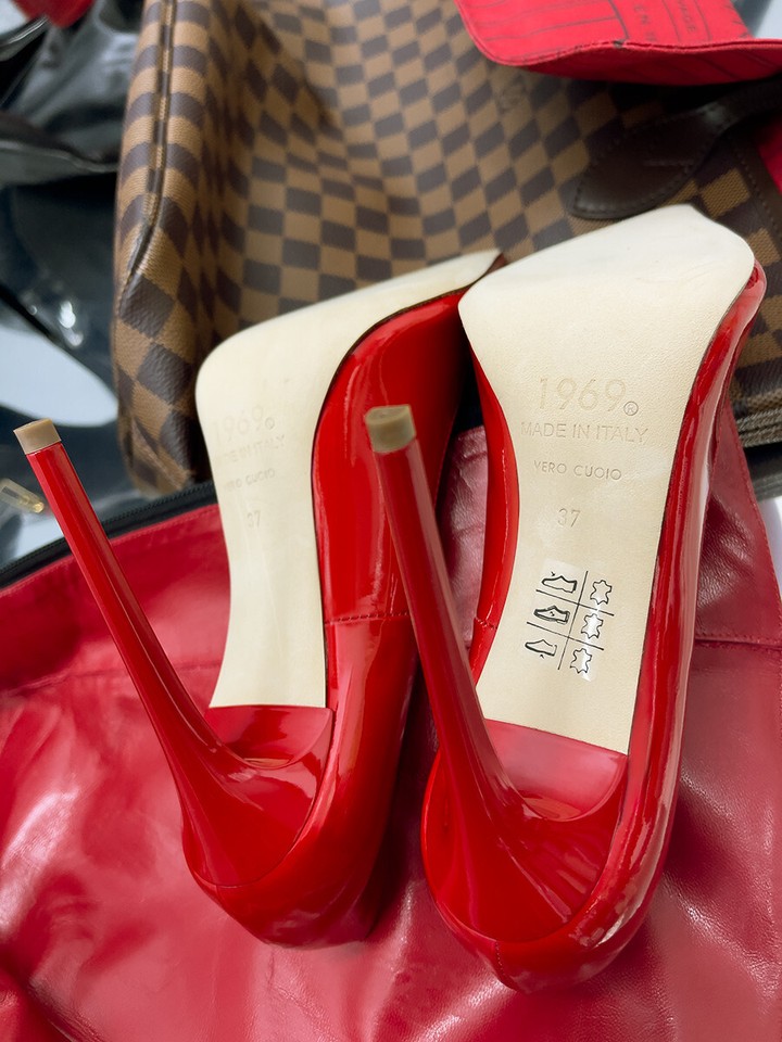 1969 Made in Italy Patent Leather High Heels Iconic D68 Pointy Pumps ...