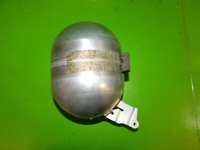 06-11 CLS 550 63 W219 OEM 2113200115 air suspension tank cell chamber ...