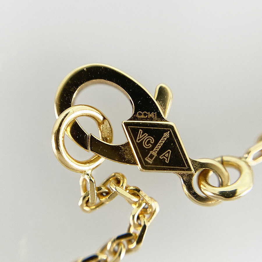 Van Cleef & Arpels Vintage Alhambra VCARA45900 Yellow gold shell ...