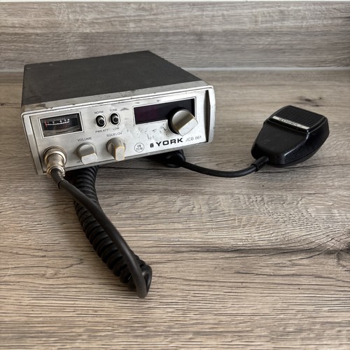 York JCB 861 40 Channel Cybernet CB Radio & Moonraker Handset ...