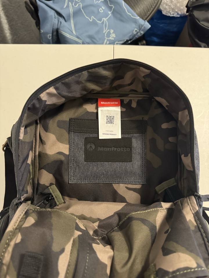 Manfrotto Street Camera and Laptop Backpack for DSLR/CSC (Green and ...