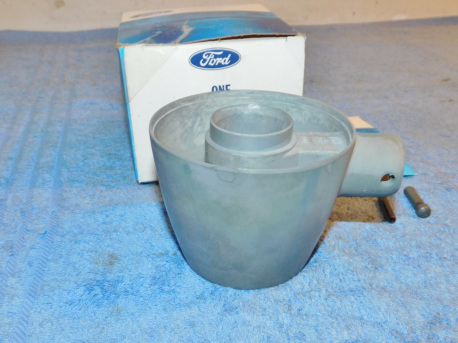 61-77 F100 F250 66-77 Bronco 73-77 Econoline NOS 3 SPEED M/T COLUMN ...