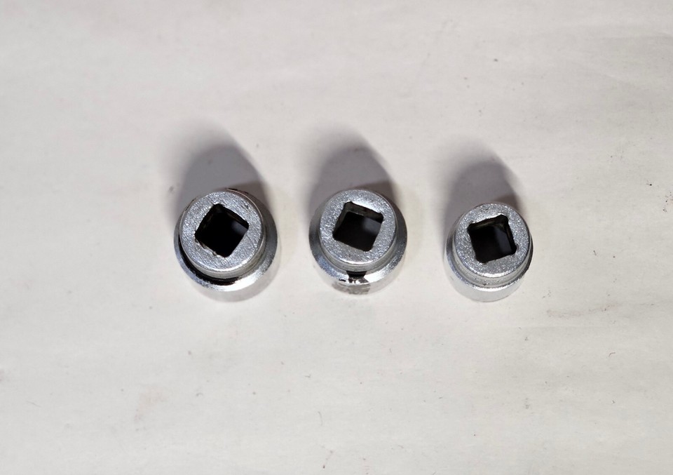 Vintage New Britain 3/8" & 1/4" drive 19 pc SAE socket set w/ metal box ...