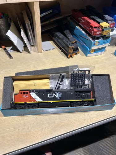 Athearn Ho 4922, C44-9W locomotive kit, Canadian National | eBay