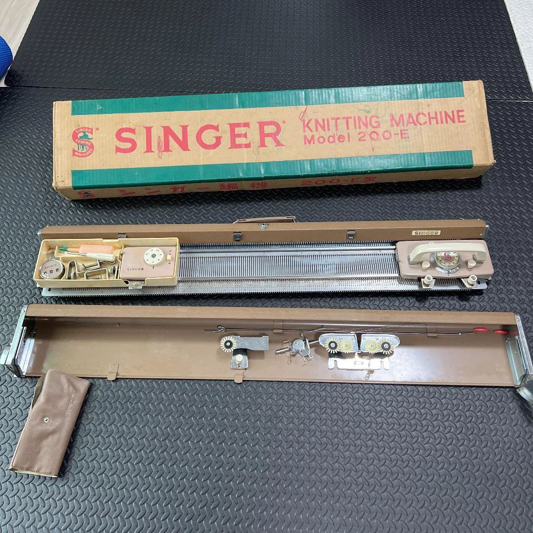 Singer Knitting Machine