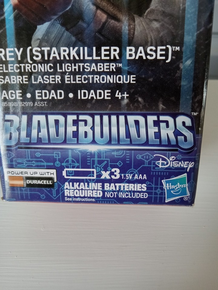 Star Wars Rey Starkiller Base Electronic Blue Lightsaber Bladebuilders ...