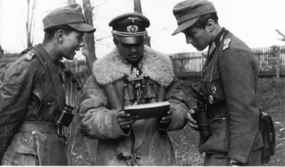 WW2 German Officers checking the map, WWII Germany World War Two ...