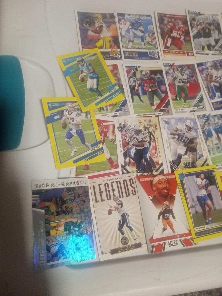 Huge Lot NFL Trading Cards Storage Unit Estate x100 Cards Rookies HOF ...