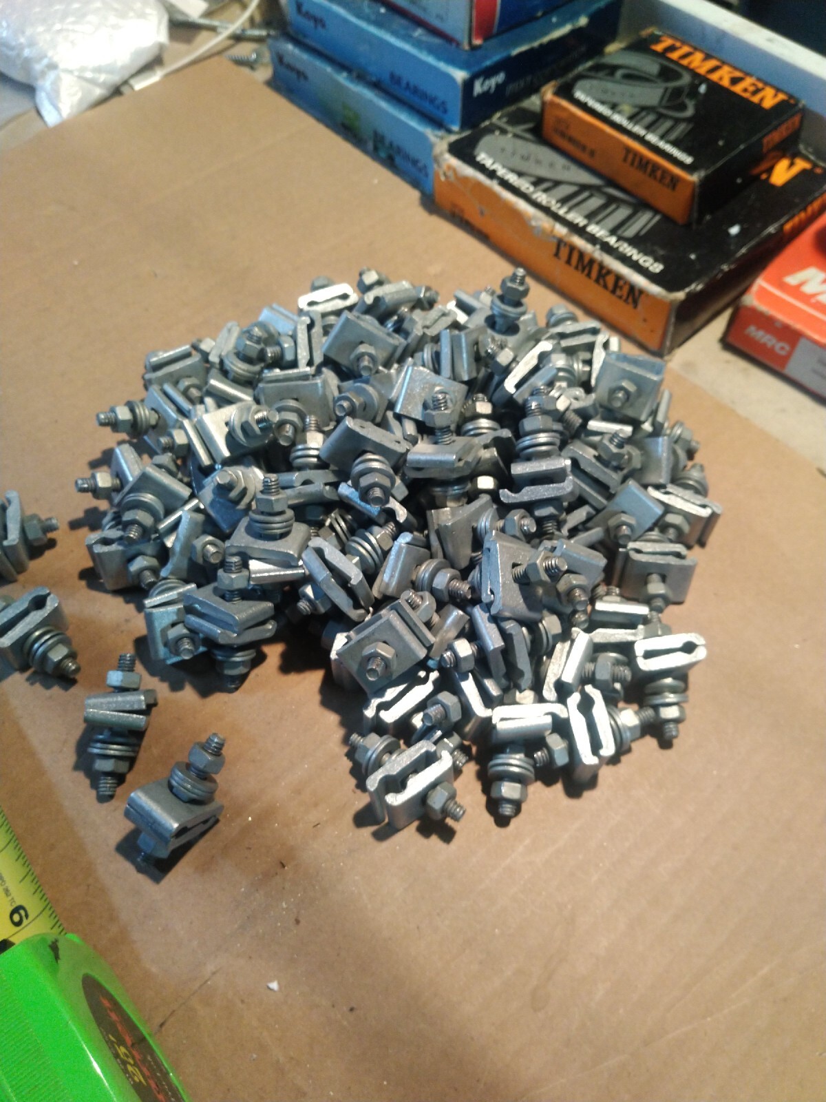 100) Diamond #26-09010, "D" Cable Lashing Wire Clamp, "Bug Nut" Stkd ...