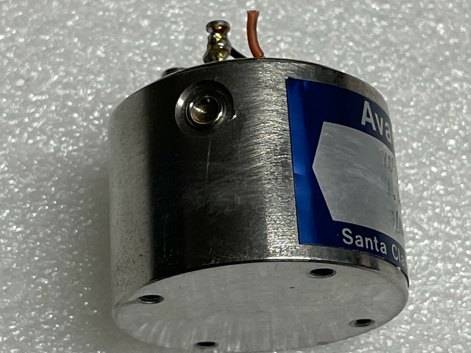 Avantek model Y085-2637 1.9-8.7GHz YIG oscillator for sale online | eBay