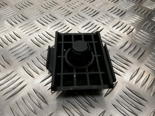 T15 Mercedes Benz W205 Genuine Unit A2136281200 | eBay