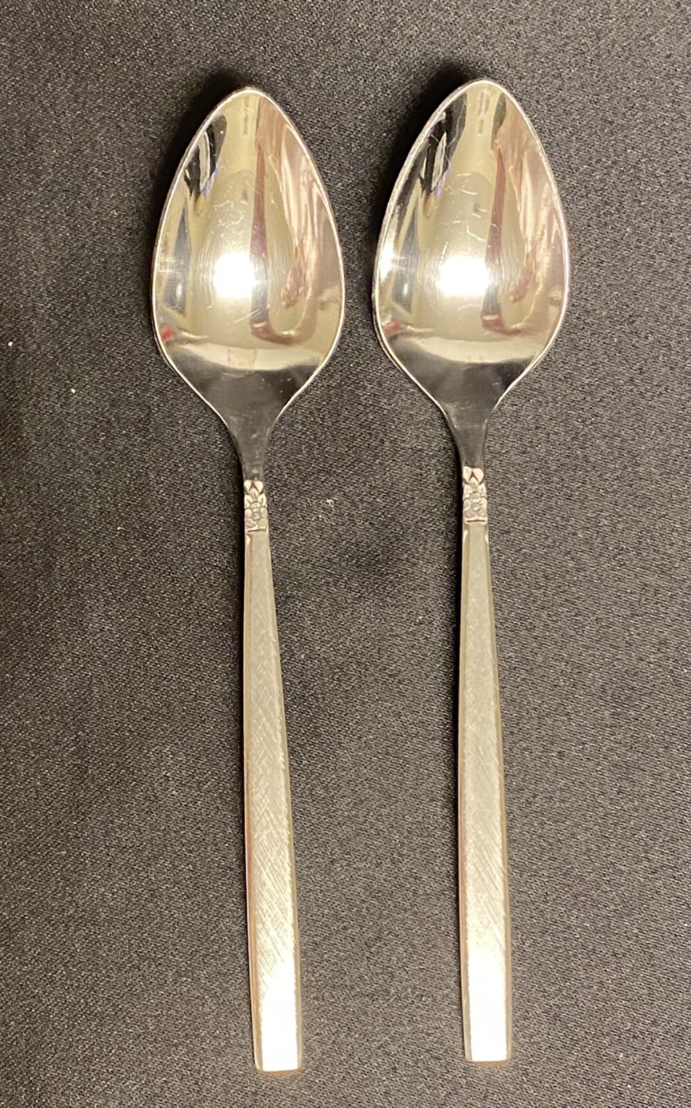 Oneida Ltd Stainless MELISSA Pattern Set of 2 Teaspoons Brushed Finish Handles | eBay