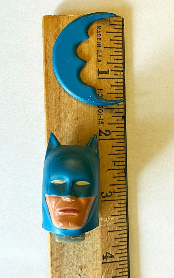 ORIGINAL Batman Aurora Model Batarang and Batman Head - Parts | eBay