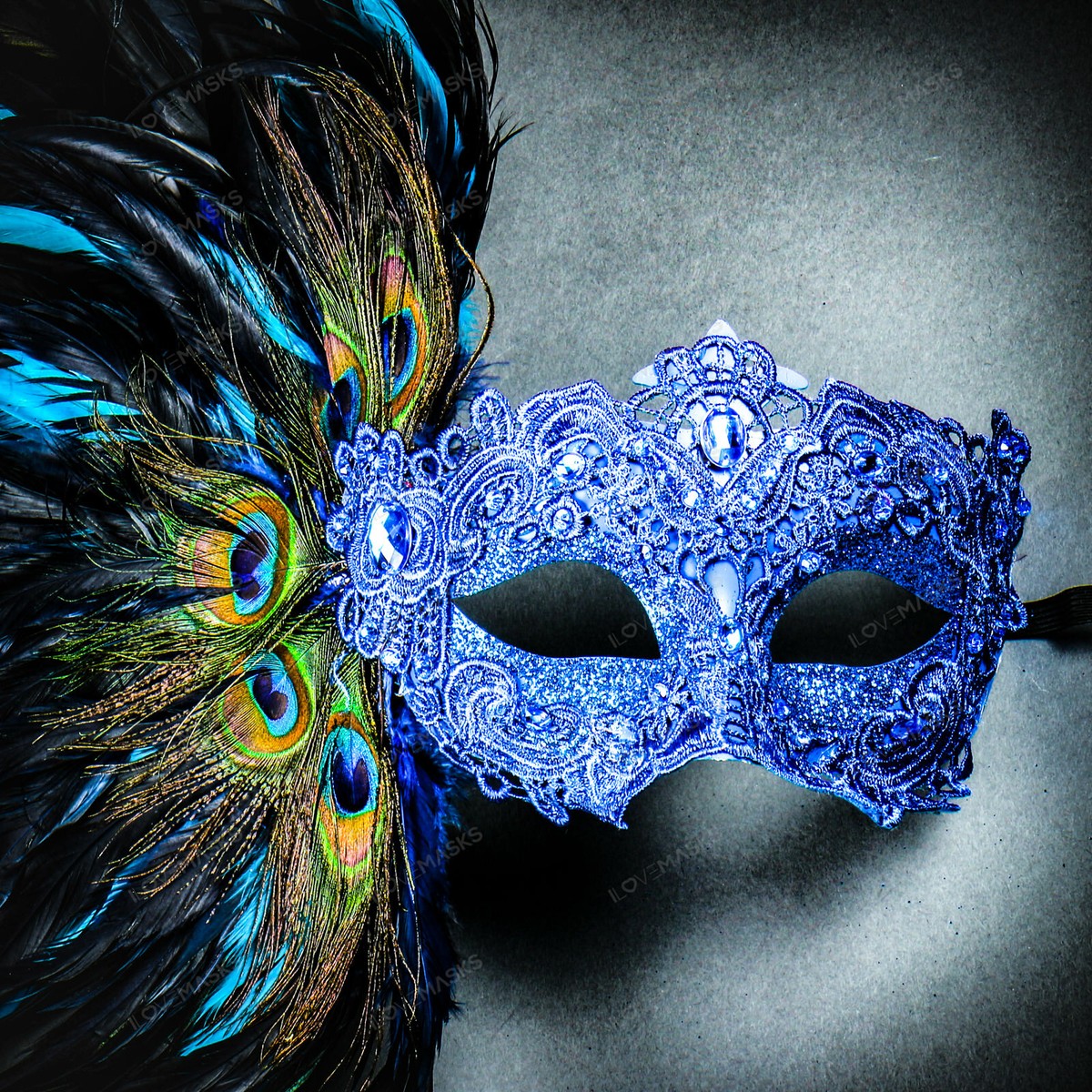 Blue Masquerade Masks With Feathers