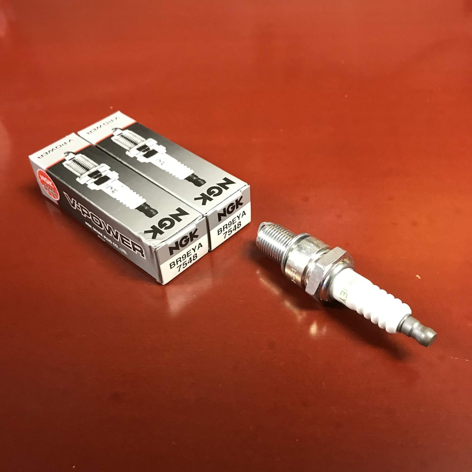 NGK BR9EYA - Alternative spark plugs