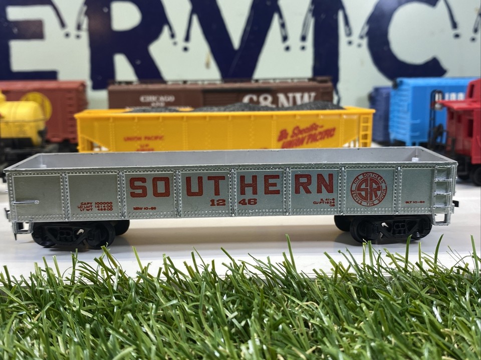 Vintage Bachmann HO Scale Train Santa Fe Locomotive Engine #307 W/9 Car ...