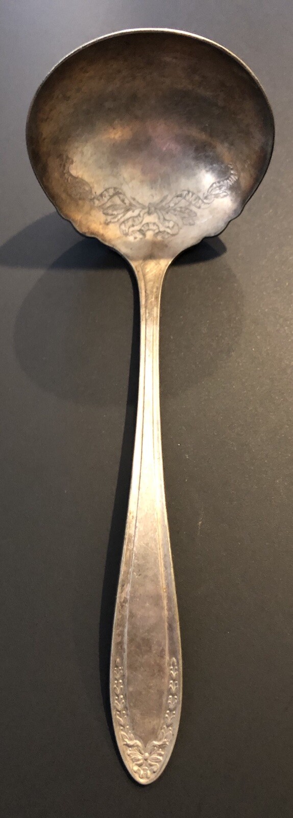 Vintage Oneida Silver Plate Community - BRIDAL WREATH Par Plate Gravy ...