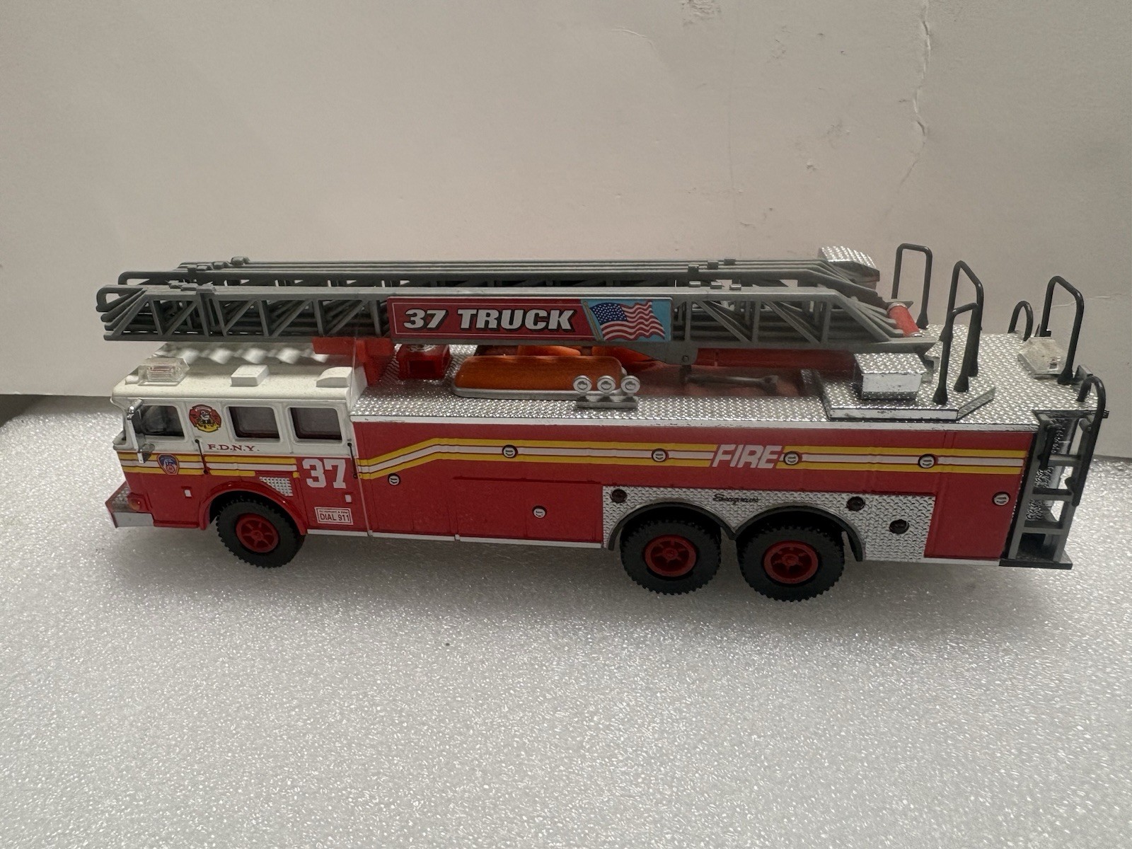 code 3 FDNY Rear Ladder Fire Truck Replica #37 | eBay