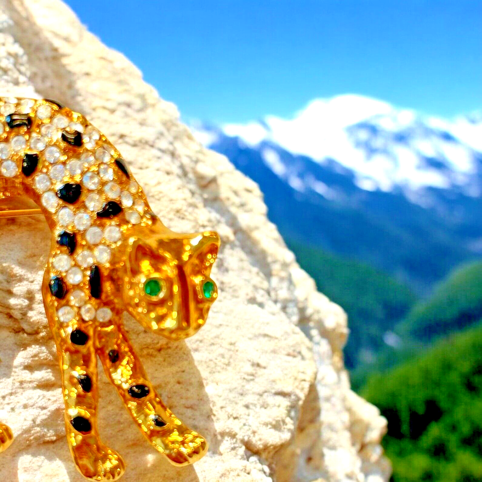 Vintage Leopard Brooch Gold Tone Rhinestone Black Enamel Green Eyes Cat ...