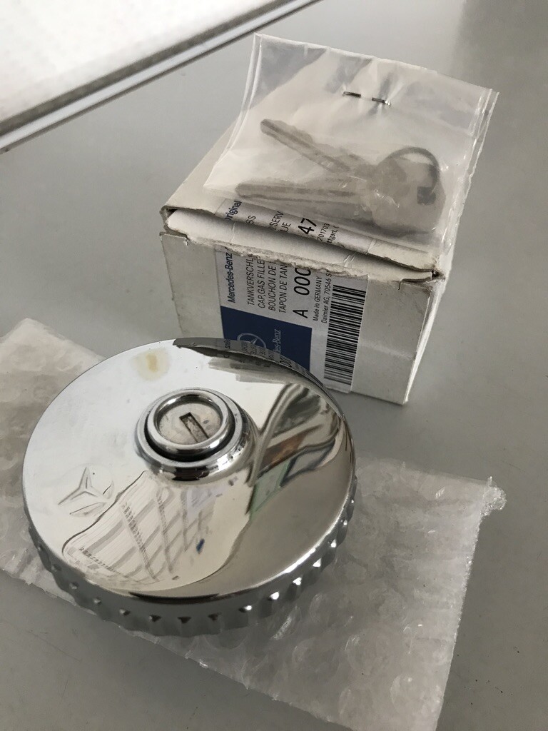 NEW NOS Genuine Mercedes 190SL W121 W111 W113 YMOS Fuel Tank Cap + 2 ...