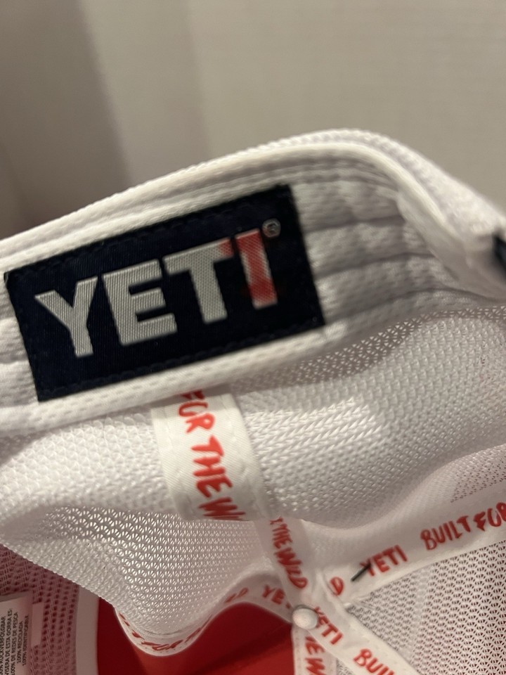 Yeti Coolers Men's Navy Red Hat with White Rope Adjustable Snapback ...