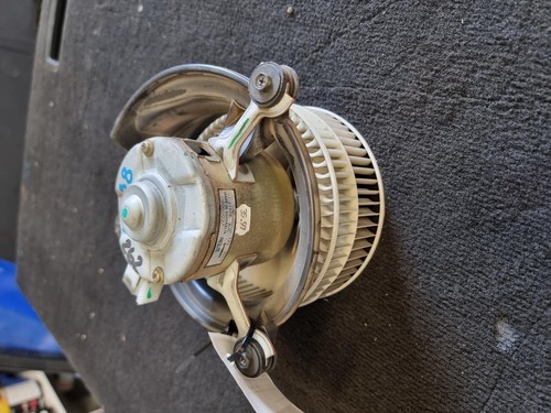 HOLDEN COMMODORE HEATER FAN MOTOR VT-VY1, STANDARD & CLIMATE CONTROL ...