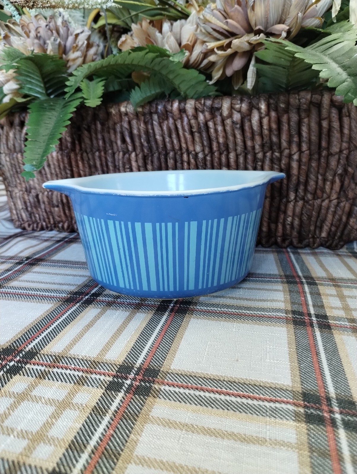Pyrex Barcode Blue Stripe 473 NO Lid Signs Of Wear Constitant With Age ...