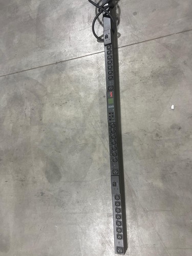 APC AP8941 Switched Rack PDU, Zero U, 30A, 200/208V, (21) C13 & (3) C19 ...