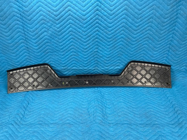 Genuine OEM Nissan 85062-ZQ00A Rear Bumper Step Protector Scratch Guard ...