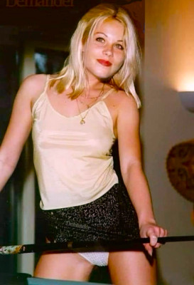 CHRISTINA APPLEGATE - REFRIGERATOR PHOTO MAGNET 3"-5" | eBay