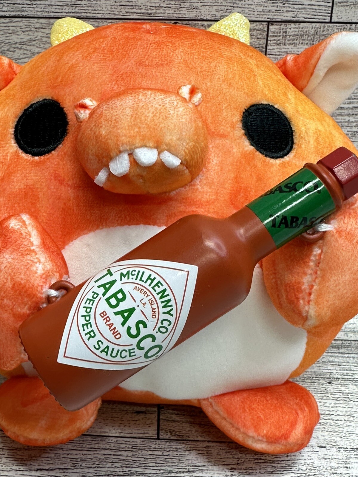 Zuru Snackles Felix Tabasco Dragon 5" Mini Brands Stuffed Plush Plastic ...