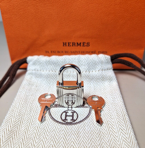 Cadenas Hermès argenté neuf/ Hermès silver palladium lock for Kelly ...