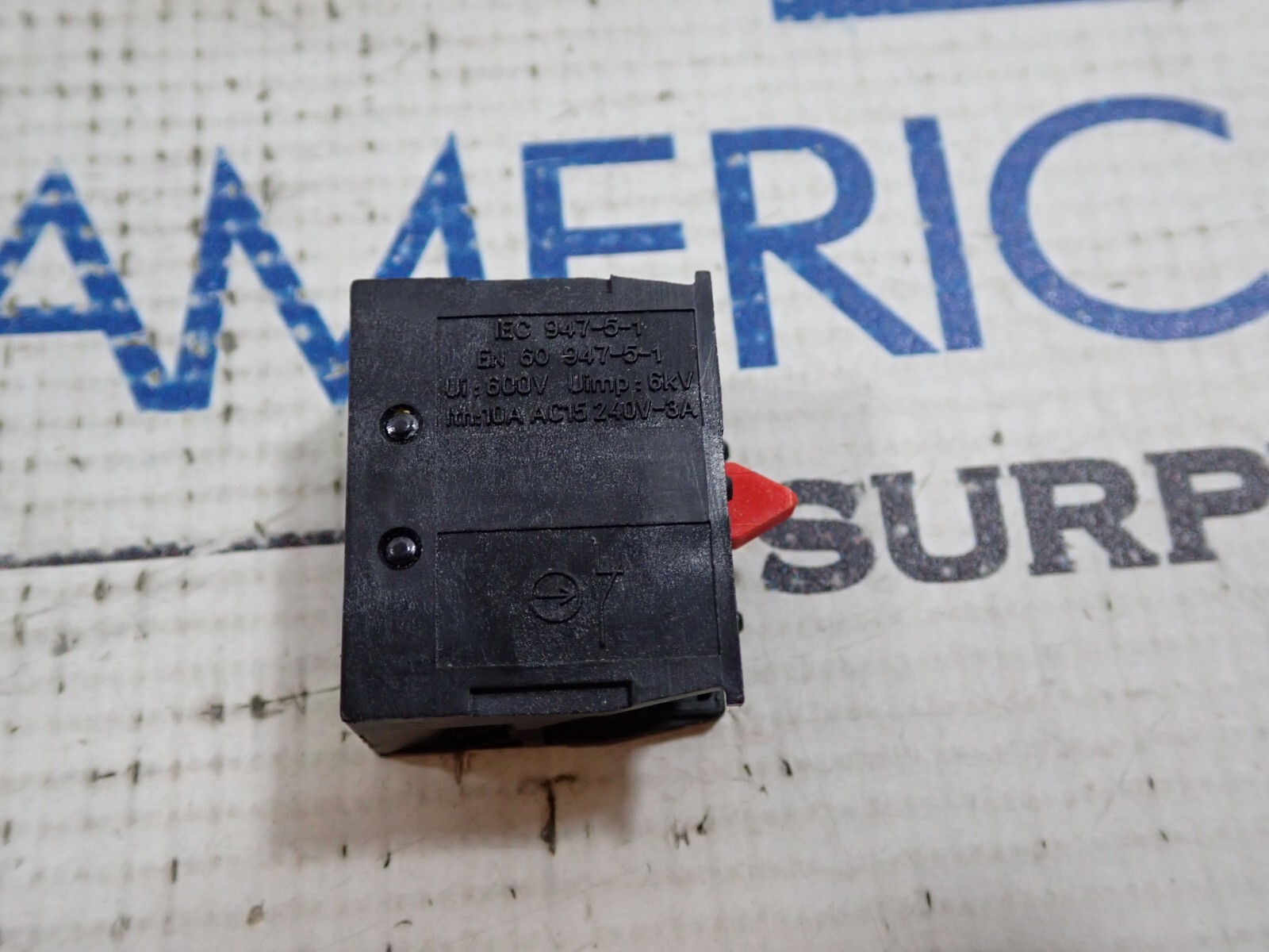 NEW TELEMECANIQUE ZB2-BE102 CONTACT BLOCK | eBay