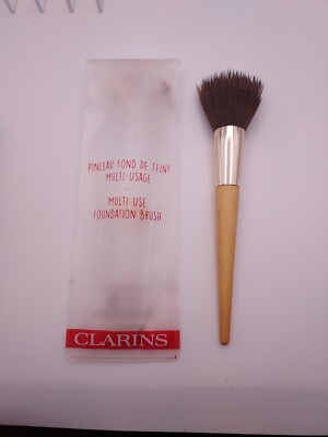 Clarins Multi Use Foundation Brush, New in Pouch | eBay