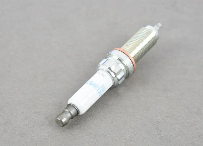 NGK SPARK PLUGS 12-16 BMW M5 F10 12-18 M6 F06 F12 F13 4.4L TWIN TURBO ...