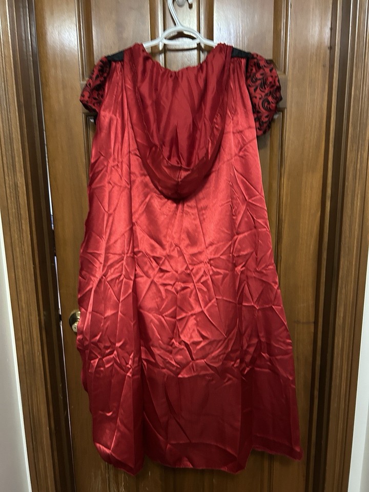 Women’s Spirit Halloween Miss Red Riding Hood Costume with Basket ...