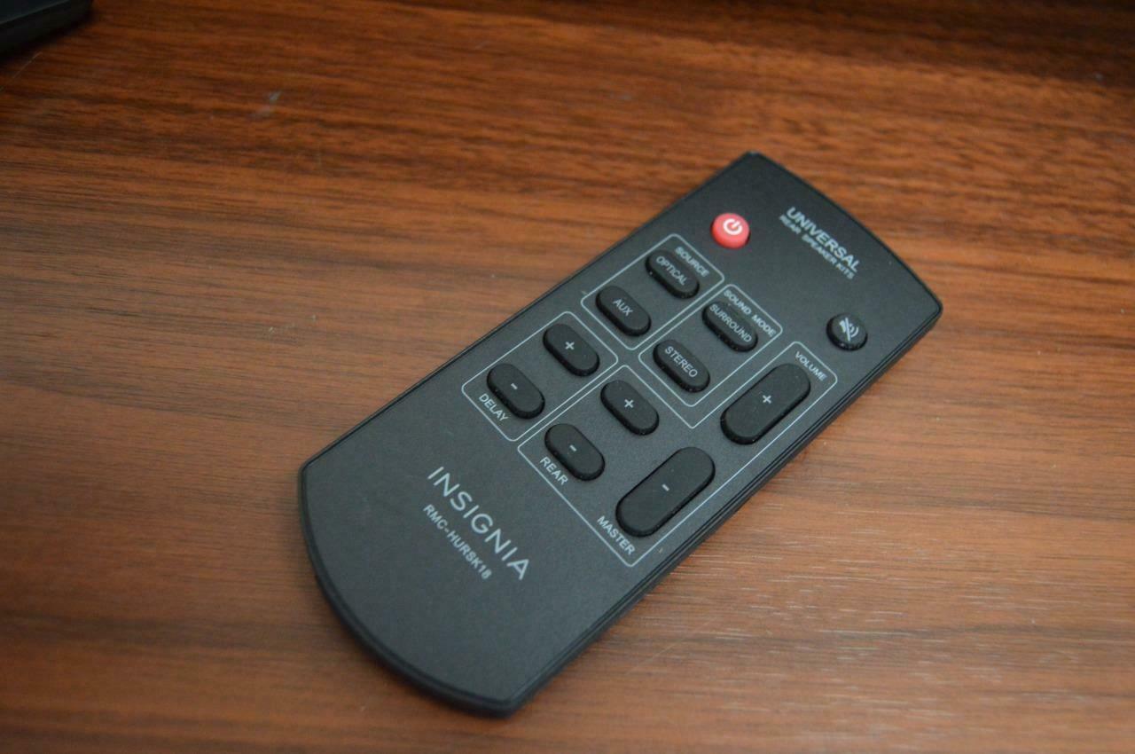 Genuine Original Insignia RMC-HURSK18 Remote Control for NS-HURSK18 ...